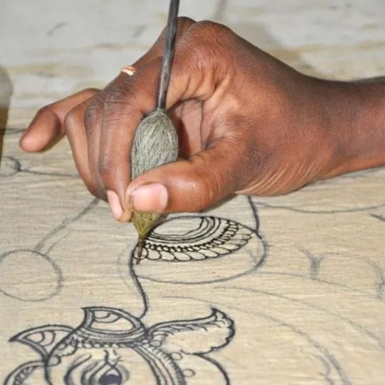 The Unconventional Tools of Indian Art | Rooftop